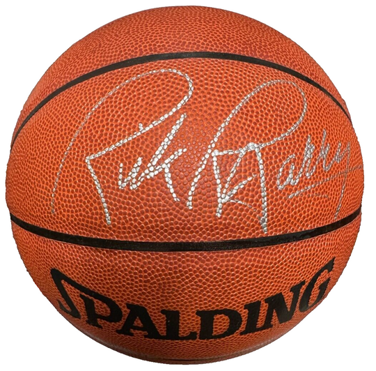 Autographed Basketballs – Phil and Cory Castinetti's Sportsworld